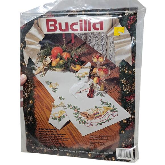 Bucilla | Office | Vintage Bucilla Tablerunner Christmas Music Stamped ...